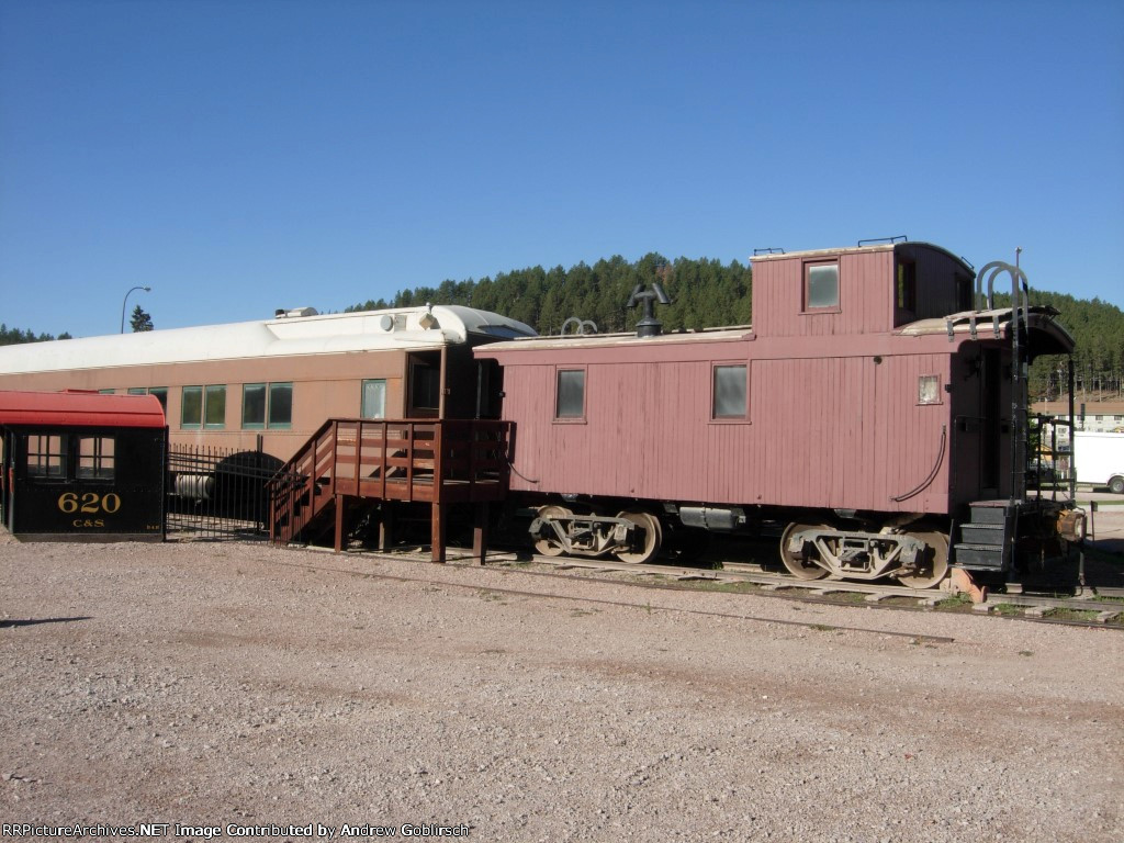 BN 10866 sits Outside